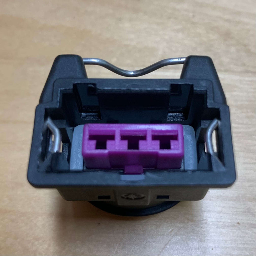 3 Pin BOSCH Style Connector E30 E34 E36 – Falk MFG